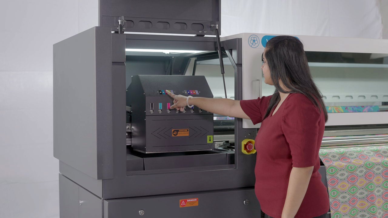 SPGPrints | Violet. The optimal entry solution in digital printing