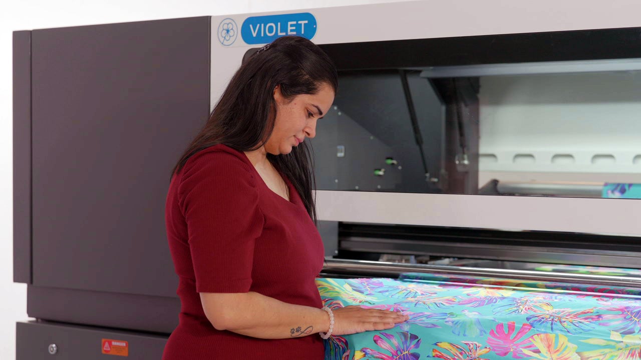 SPGPrints | Violet. The optimal entry solution in digital printing